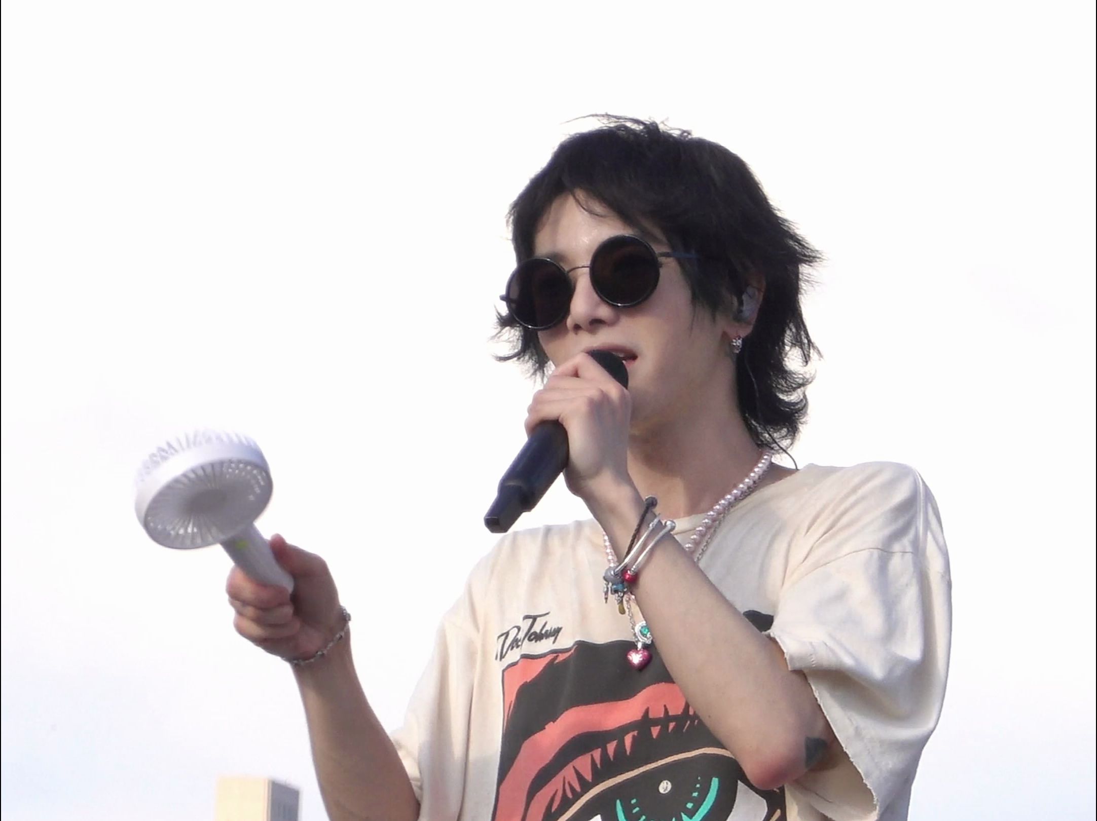 【华晨宇】230528火星演唱会武汉站趁你还年轻竖屏