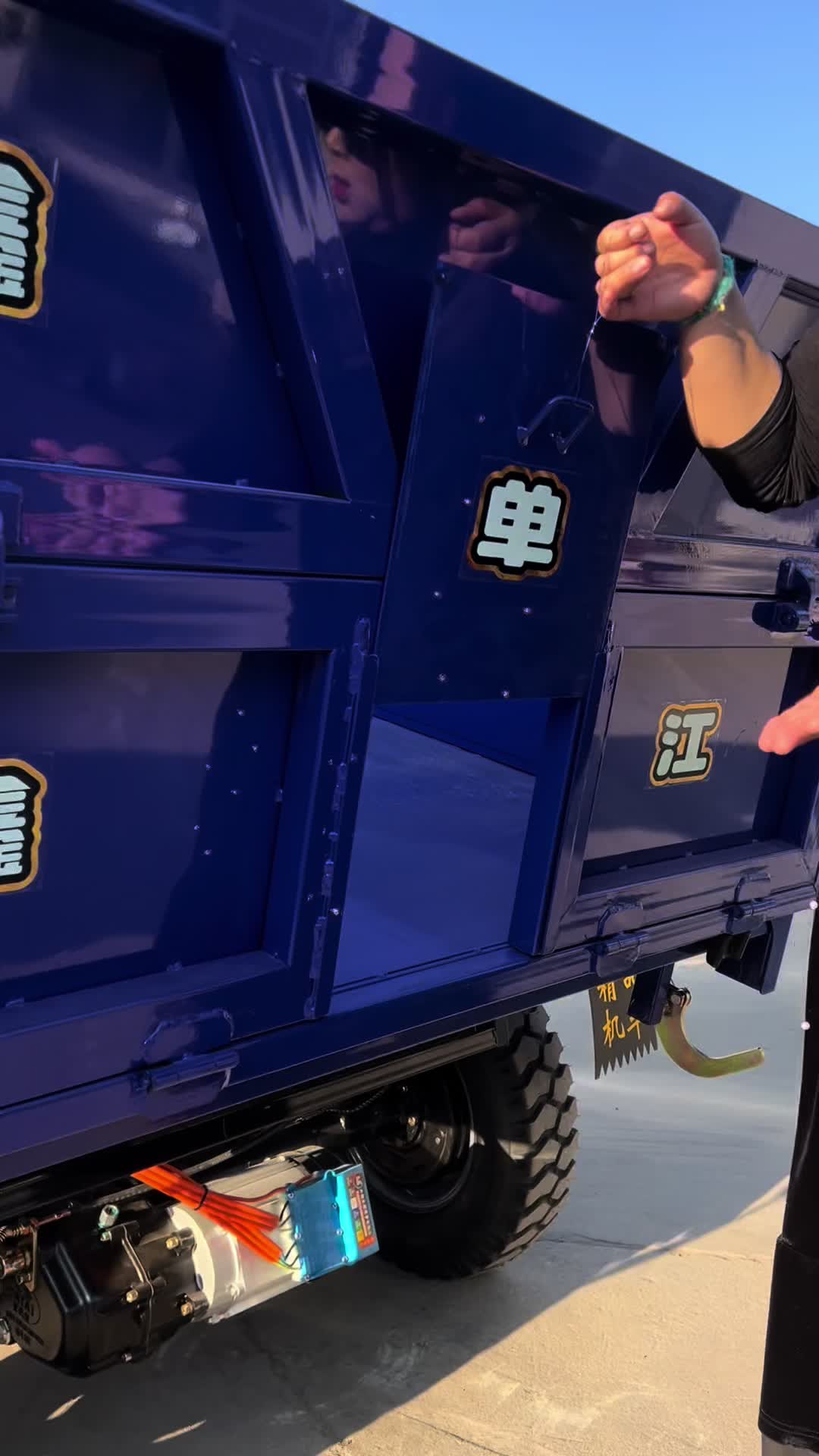 #三轮车 #四驱农用车 #农用三轮车 @抖音热点 @我要上热门ߔ�涨粉 ...