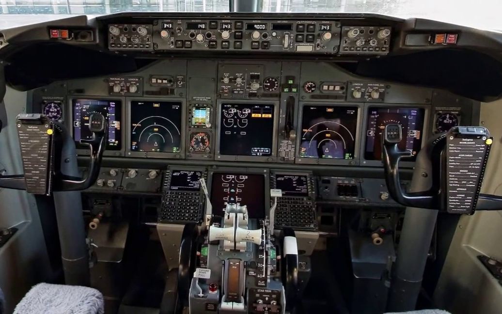 XPLANE11 zibo737-800冷启动到降落全流程 西雅图-温哥华夜间航班