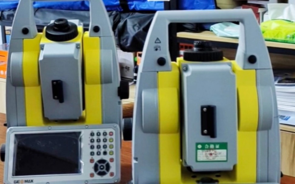 今天我们来一个开箱视频——中纬新品ZOOM75全站仪!1″全自动马达...