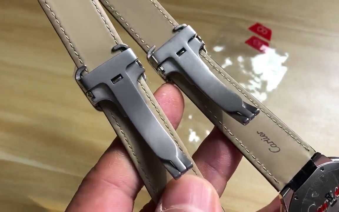师傅这种态度太过分了AF厂卡地亚蓝气球_大号42MM_2892机芯鳄鱼...