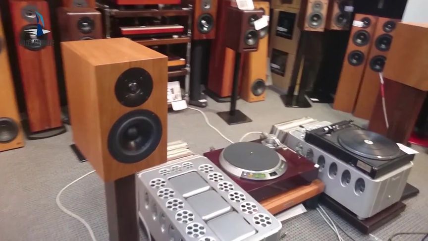 自己DIY的功放,更换300w环牛变压器和音频电容,声音浑厚有力