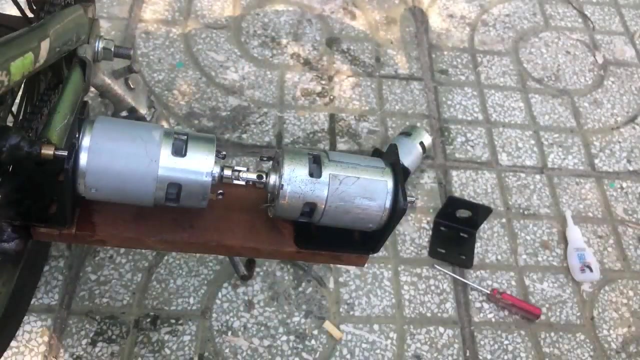 废旧单车装上775电机能飞,厉害啦!