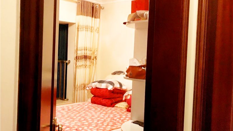 家里的卧室门切记不要对着这2个地方,不是迷信,别不在意