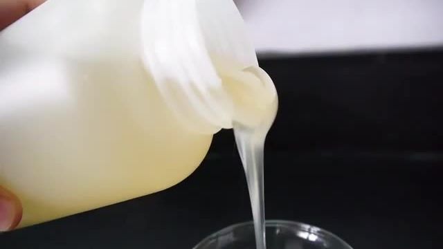 实验指针粘度计测试演示#化学实验 #实验 #热门热门热门