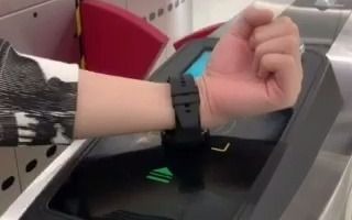 使用华为手表NFC公交卡出行太方便!