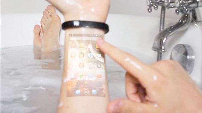 这款手环厉害了,居然可以投影画面,在手臂上面就能发微信打电话