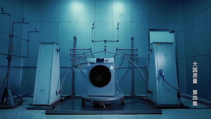 向76台冰箱抡锤!海尔这一砸,砸出了一个严格质量要求的企业!