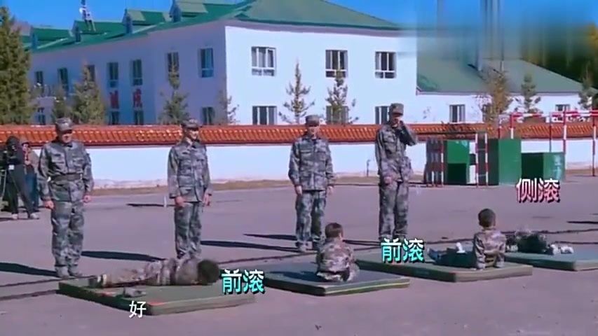 男孩子的拿手好戏,前滚翻,阿拉蕾的做法太可爱!