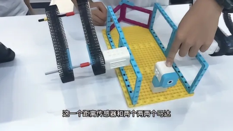 创作灵感 Project 20 如何自动清理水面垃圾L2项目汇报