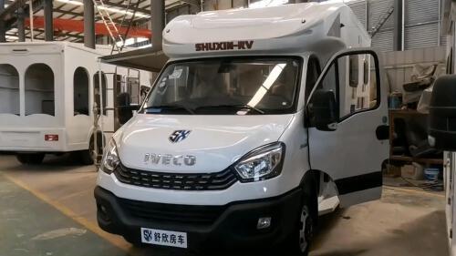 诚意满满的依维柯T型房车