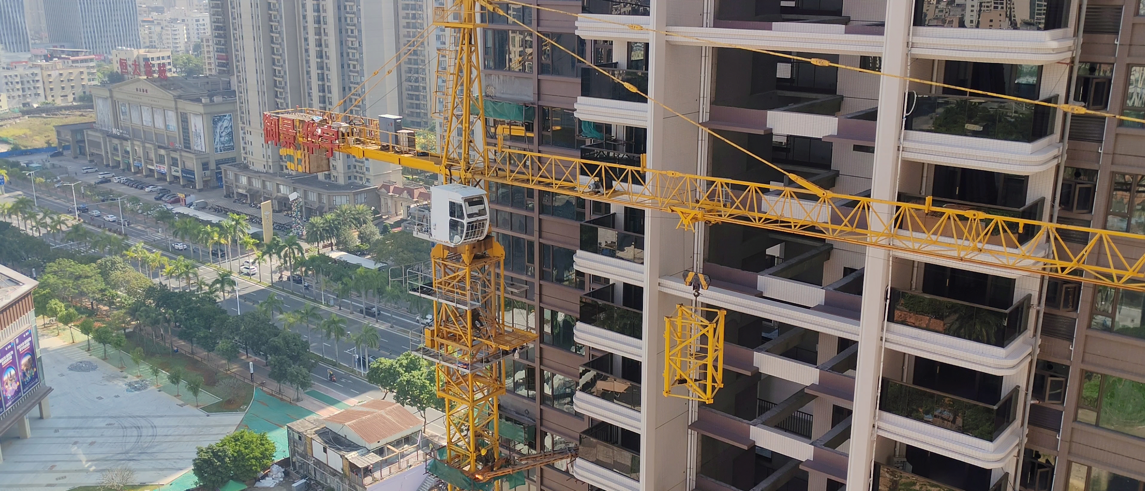 江汉TC6013塔式起重机吊装标准节