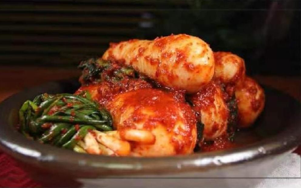 【中文字幕】韩国萝卜泡菜的制作方法,方法简单,教程详细