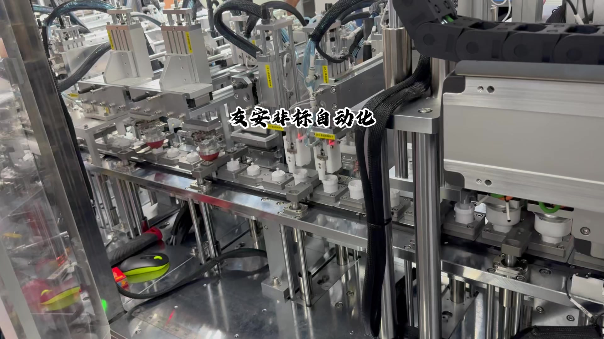 非标自动化设备源头厂家品质从源头抓起,我们不仅做大型的非标自动...