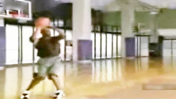 纯干货,乔丹教学后仰跳投,看完你就可以称霸野球场,简直美如画