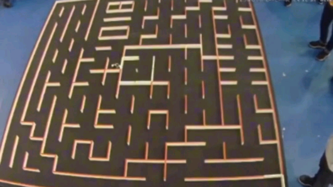 程序员用DFS寻路算法开发自动寻路小车,太厉害了