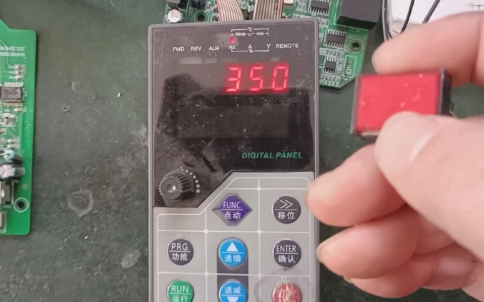 大的变频器模块不接如何单板运行