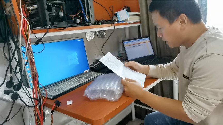 电脑机械硬盘突然打不开,盘坏了千万不要丢,资料一样可以找回来