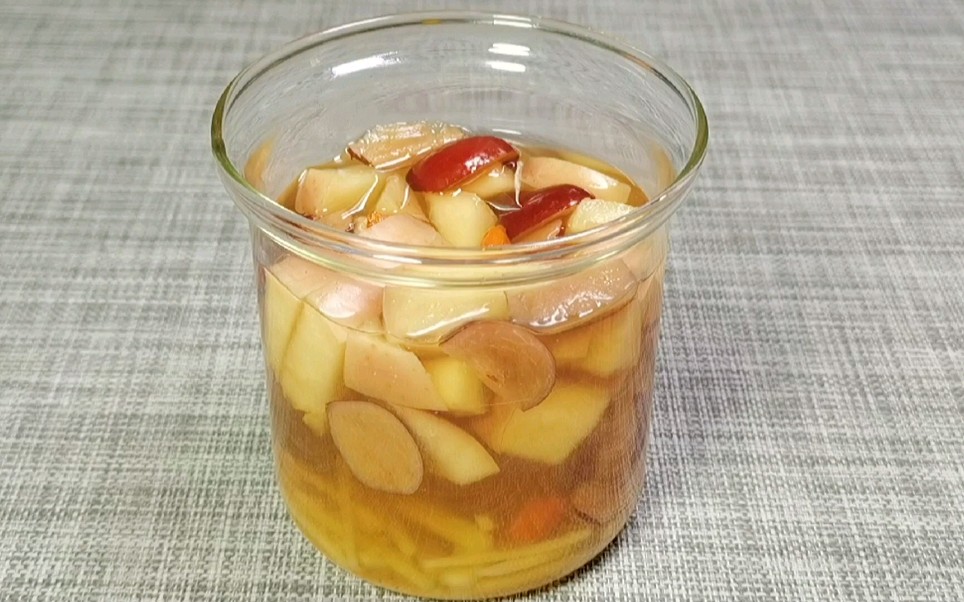 秋季易胖瘦身汤喝起来,水煮苹果红枣汤,减脂刮油还美颜