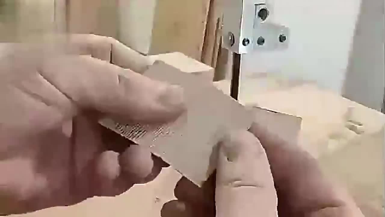 老木匠制作木工刨子,成品做的真精致!(1)