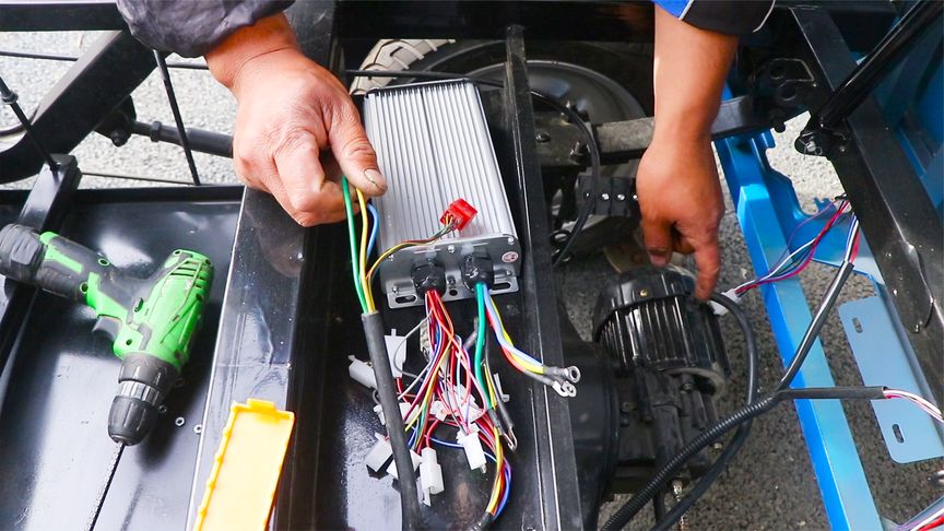 电动车控制器就像人的大脑,教大家怎么安装,方法很简单