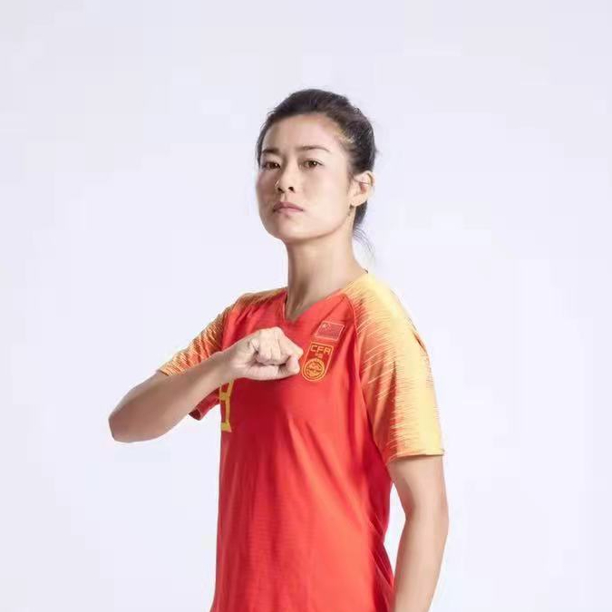 李佳悦就是佳哥 