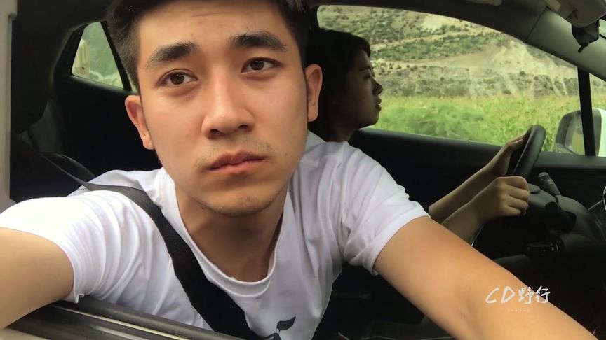 川藏自驾游,打卡从你的全世界路过电影取景地,乡城县的风景真美