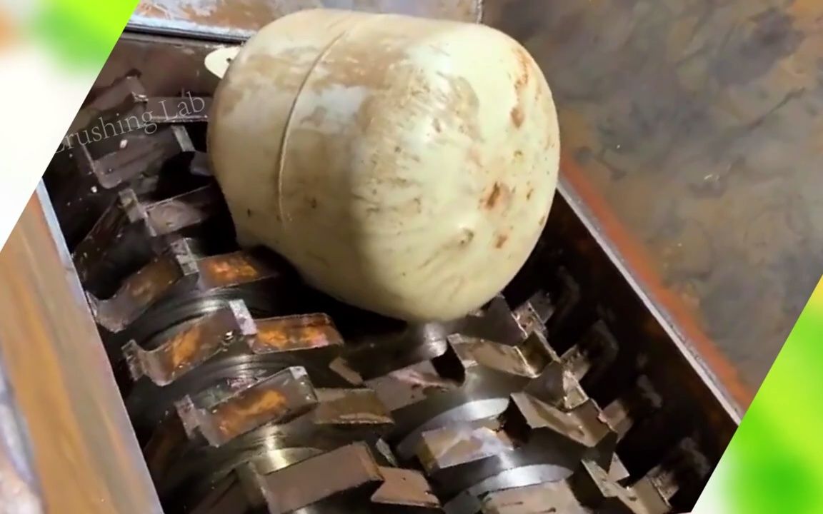 解压视频|用粉碎机粉碎各种物品