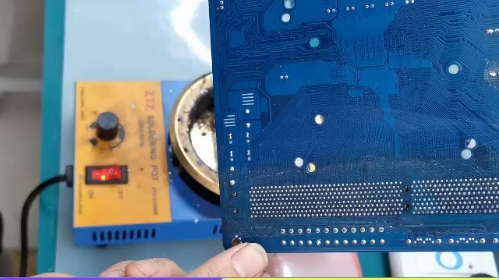 主板内存插槽损坏,教你分分钟自己搞定,自己练习一下就可以更换!