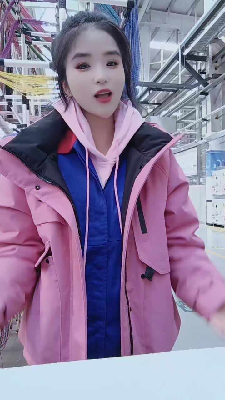 来点微微辣@郭淑芬鲜切牛肉自助老火锅官方账号 #郭淑芬手势舞挑战赛