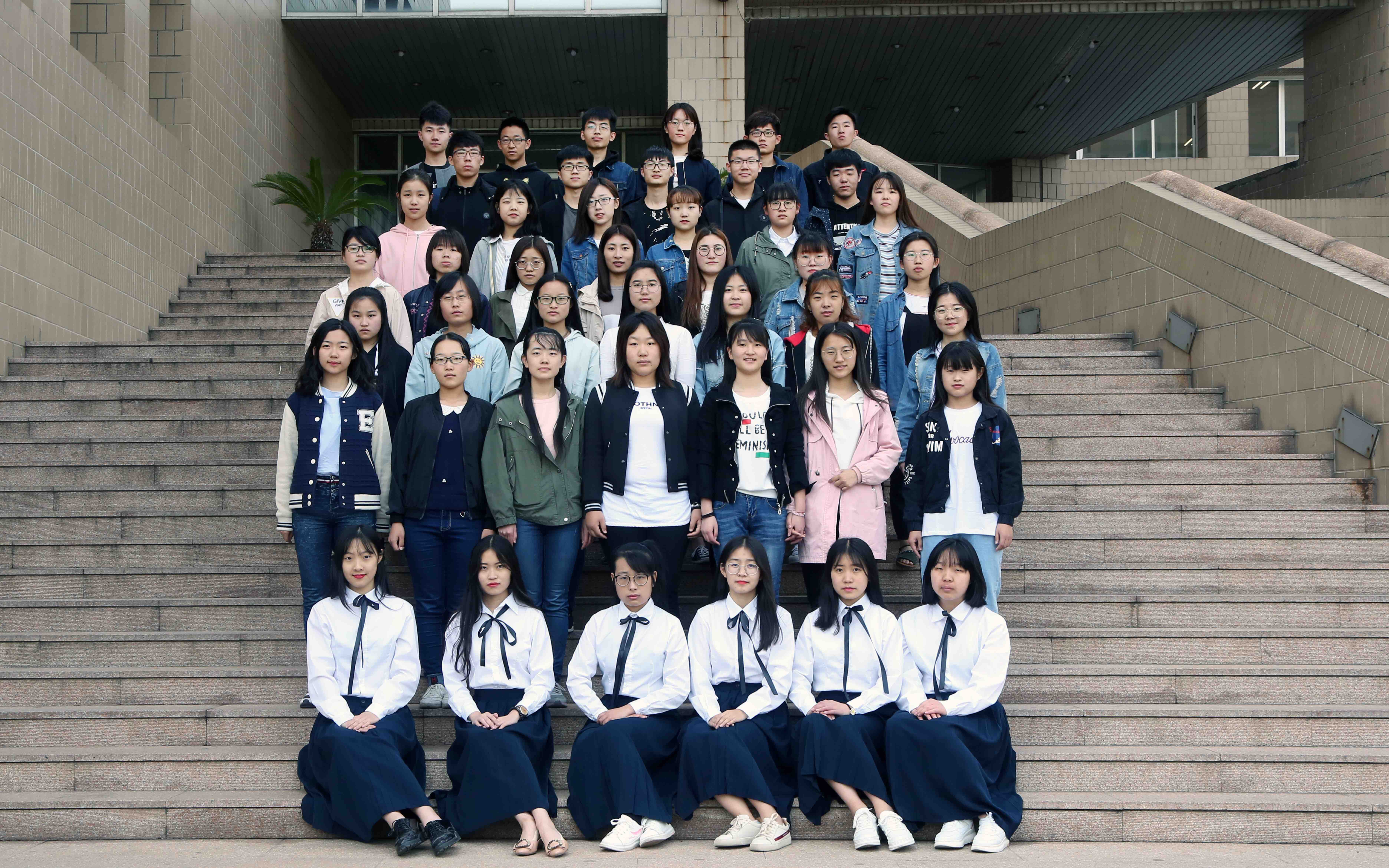 「送你一张来自春天的明信片」-山东理工大学会计1701班宣传视频