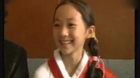 12岁韩雪代表苏州参加全国少先队员代表大会, 那时候的雪姐就已经初...