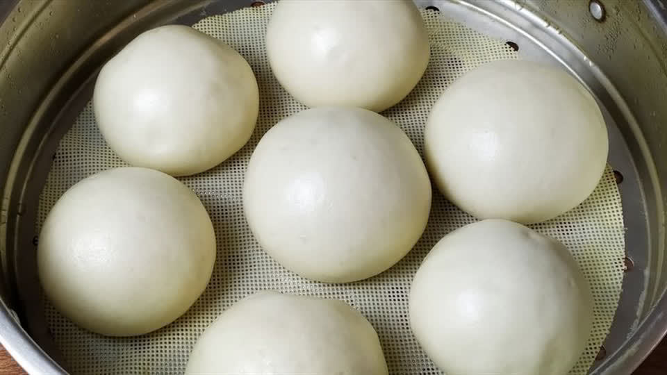蒸馒头别加酵母了,教你传统老方法,随做随吃