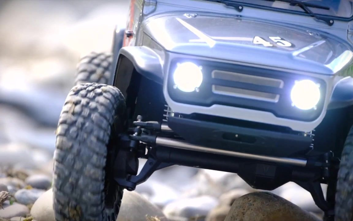 Vanquish VS4-10 Phoenix 试车