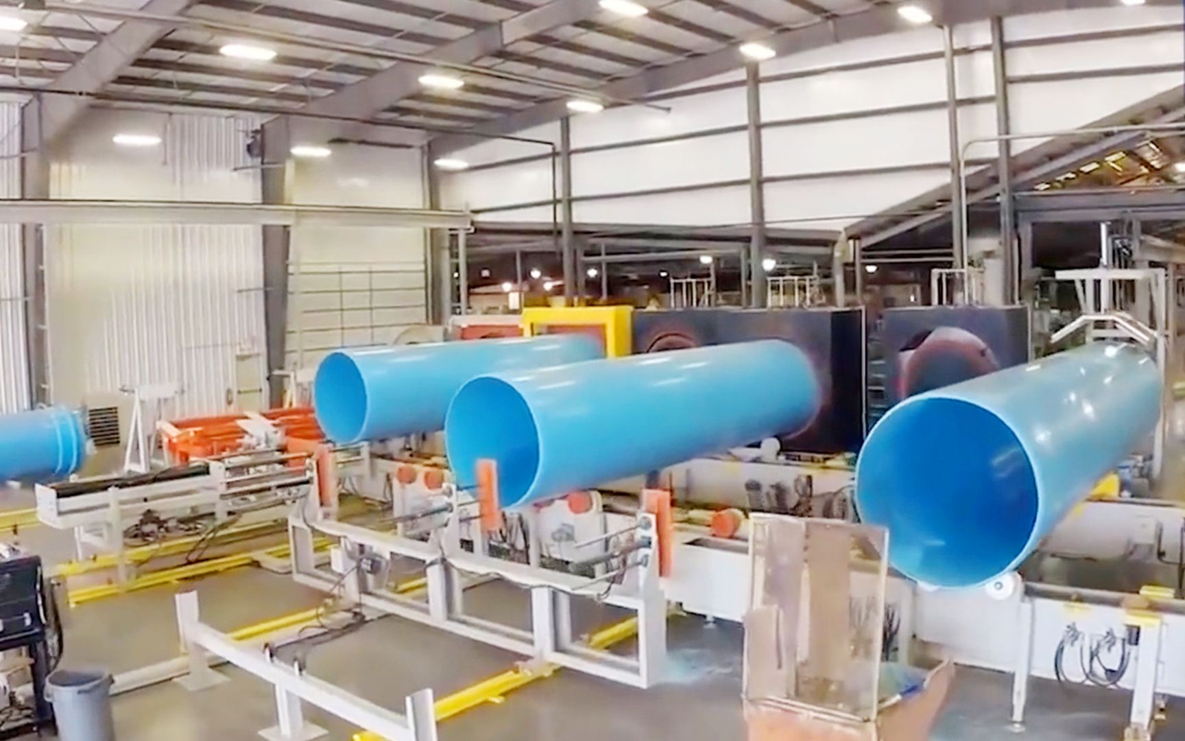 大型塑料管道是如何制造的?这个视频解开你的疑惑