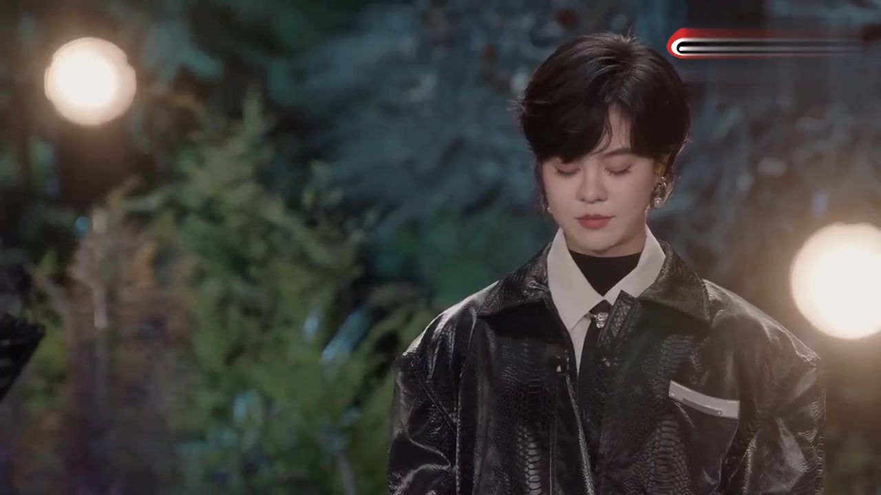 【#时光音乐会#微直播】#郁可唯气声版稳稳的幸福#