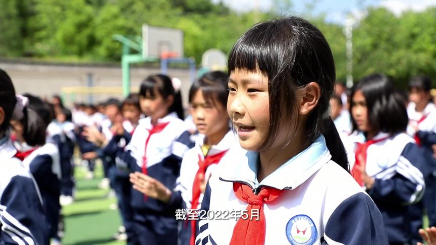 儿童节、爱眼日,泉水基金会捐赠云南乡村学校护眼灯活动