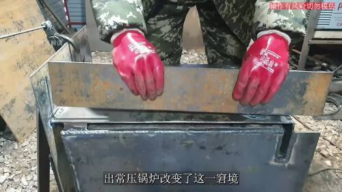 大叔自制高效取暖锅炉,200平房子取暖15小时仅用一箱烂树根!