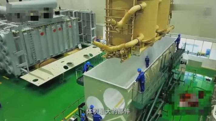 干了一辈子装配,1100千伏特高压换流变压器是如何组装的?