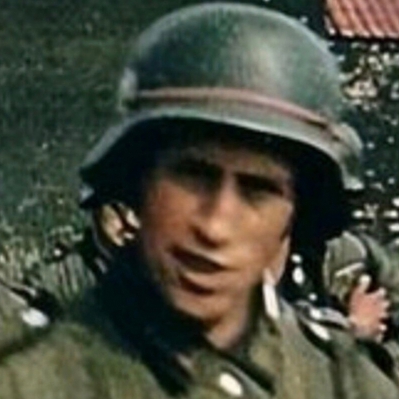 一只无辜的m35钢盔 