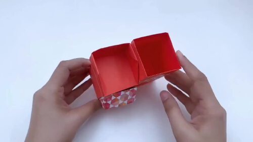 今天我们来制作一个抽屉的简易笔筒!