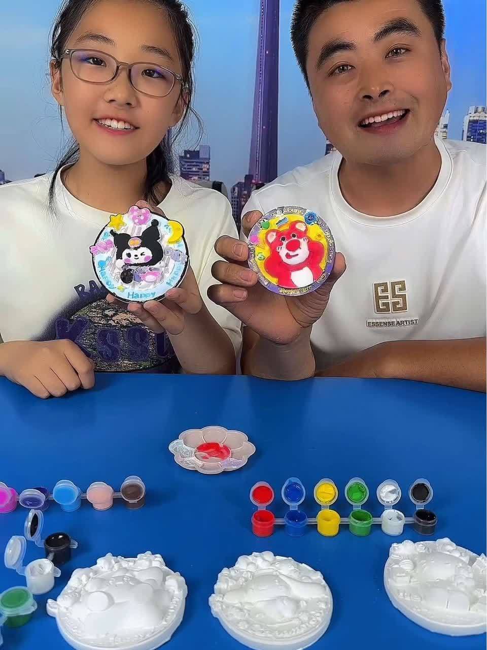 库洛米和草莓熊的3D立体涂画#超便宜超划算 #益智玩具 #石膏画 #...