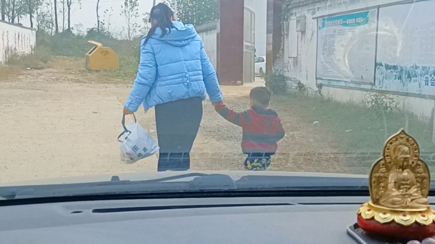 车速传感器换了个新的,终于正常了!顺便把元宝送到学校找妈妈