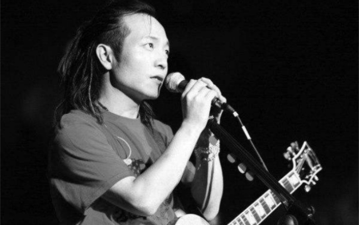 无尽光芒昆明站,许巍《曾经的你》,全场大合唱,感谢你一直带来的感动...