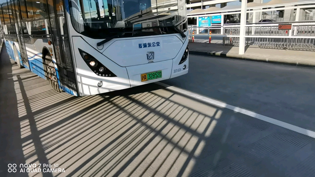 杨高公交796路(S0T-028)起点站周浦东站(往浦江镇方向)出站视频