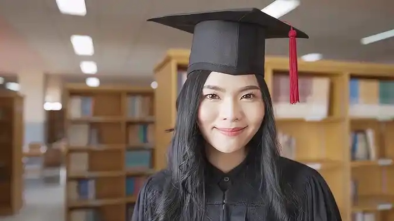 研究生文凭难换稳定工作,就业压力下的青春愁绪