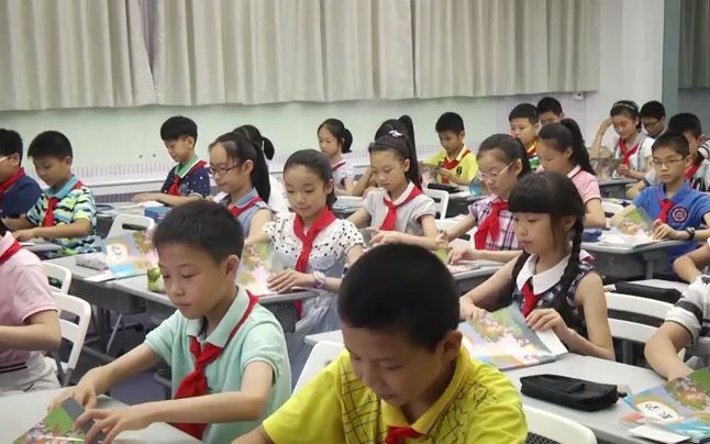 部审人教版小学数学六年级上册《分数除法》获奖优质课教学视频,...