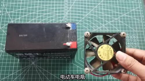 电动车电池坏了不存电?不用花钱去修,教你用一个风扇就可以修复