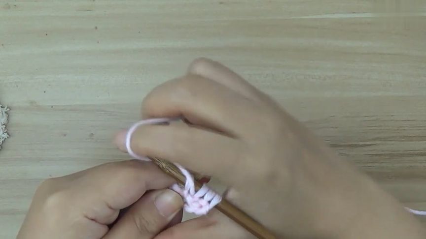 妈妈编织 萌小鸡宝宝珊瑚绒马甲毛衣教程第二集