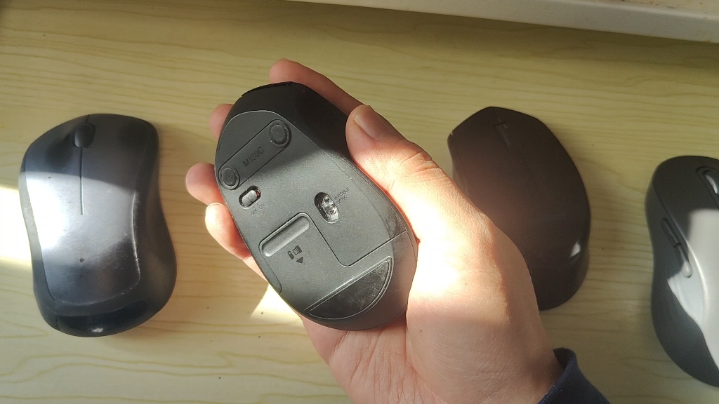 罗技入门无线鼠标比较g304 m650l